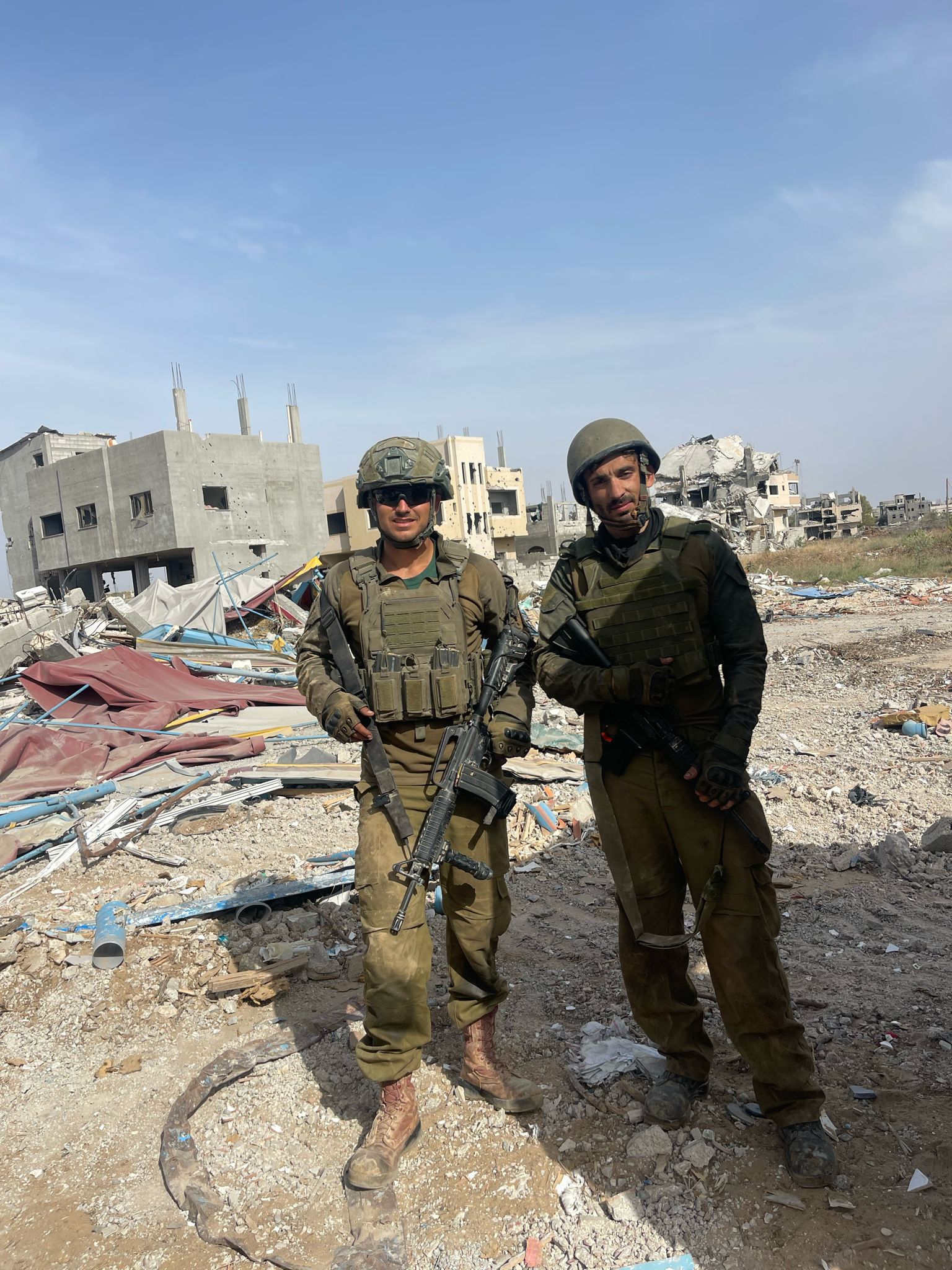 Provide IDF combat soldiers & civil squads with needed gear